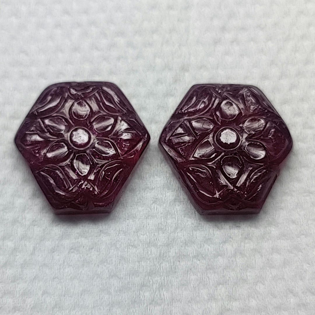 Ruby Carving Pair: Floral Glass Filled Gemstones (17.7x17.9mm) - Etsy