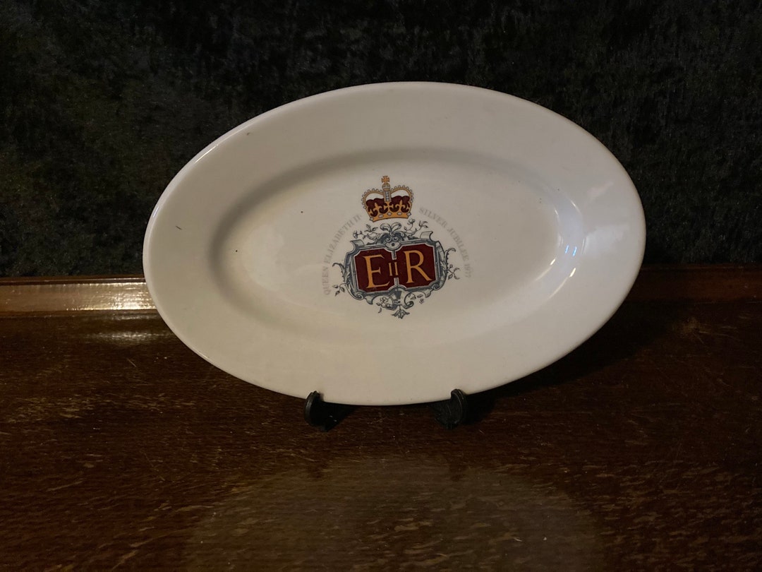 Vintage Maddock Pottery Silver Jubilee Plate - Etsy