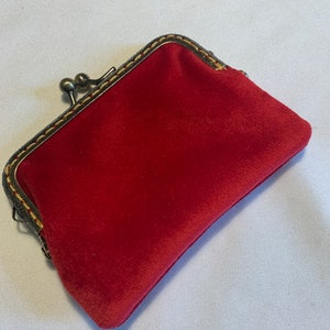 Beautiful Victorian Inspired Kiss Clasp Card/cash Purse - Etsy