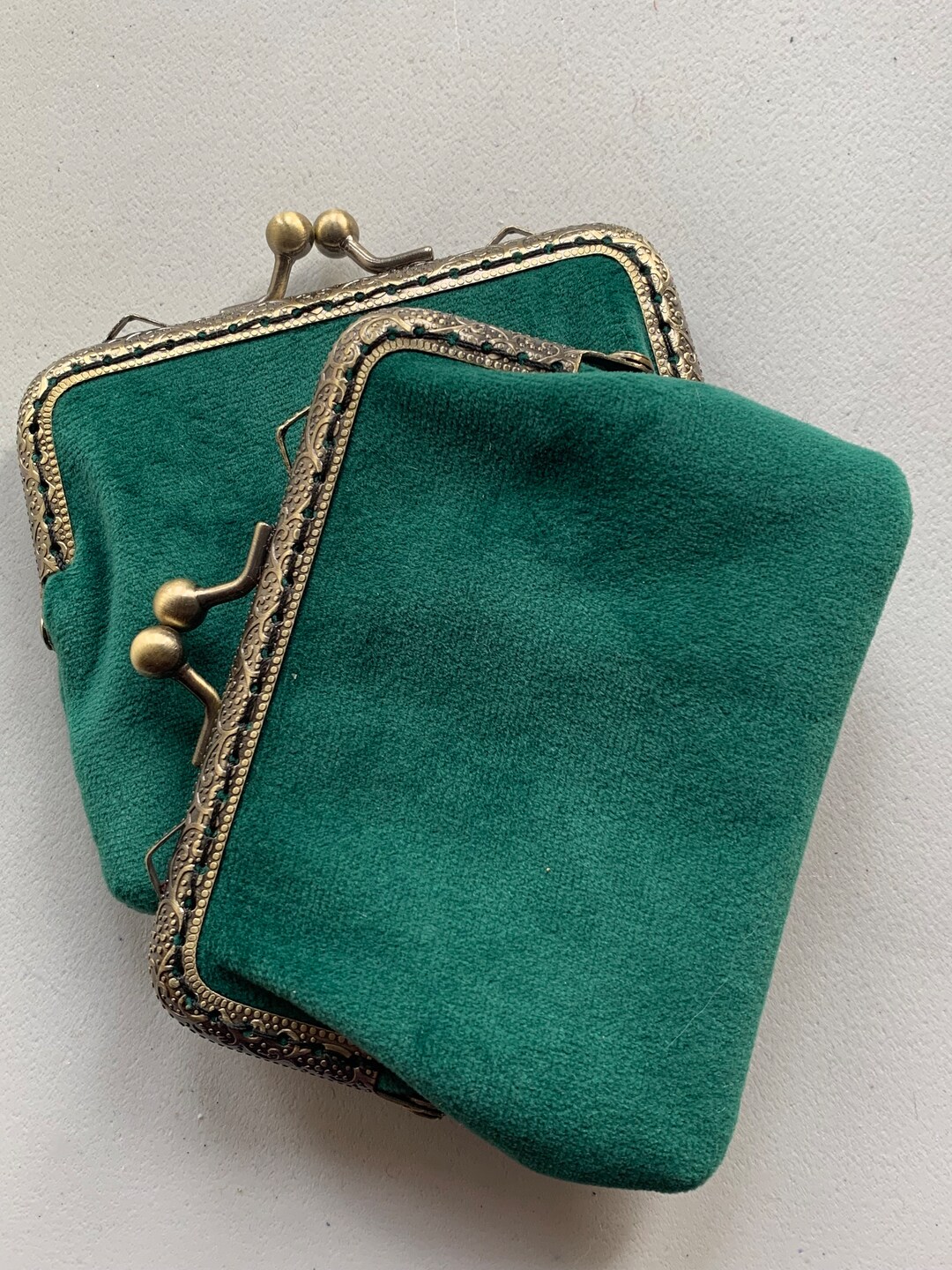 Beautiful Victorian Inspired Kiss Clasp in Dark Emerald Green Velvet - Etsy