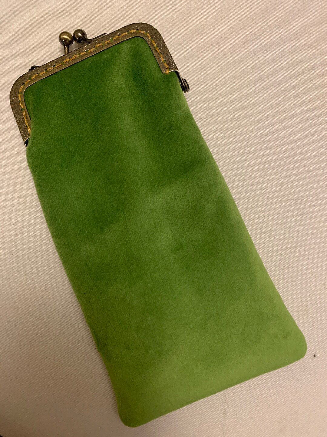 Beautiful Victorian Inspired Kiss Clasp Spectacle Case I. an Apple ...