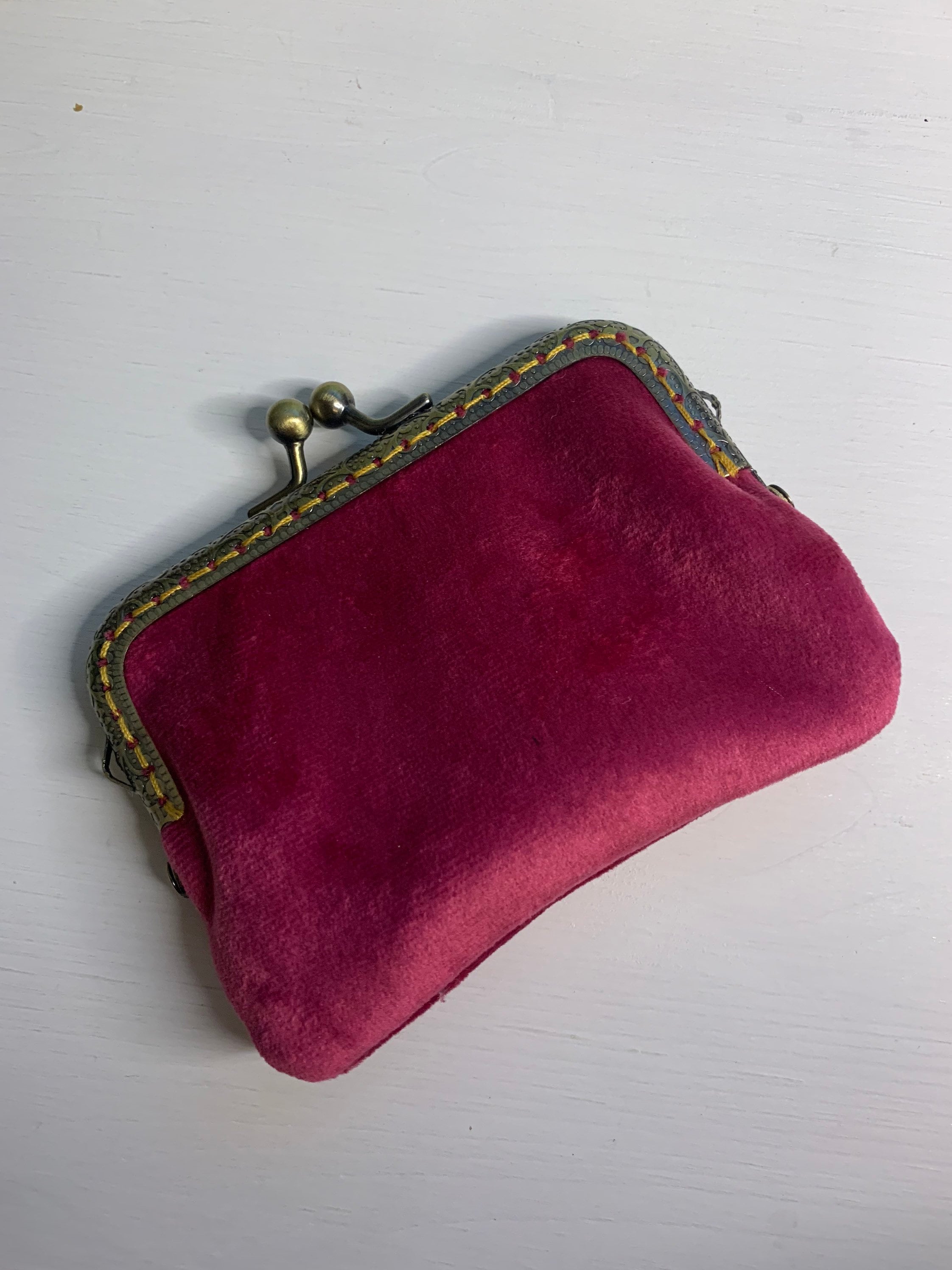 Beautiful Victorian Inspired Kiss Clasp Credit Card/coin Purse - Etsy