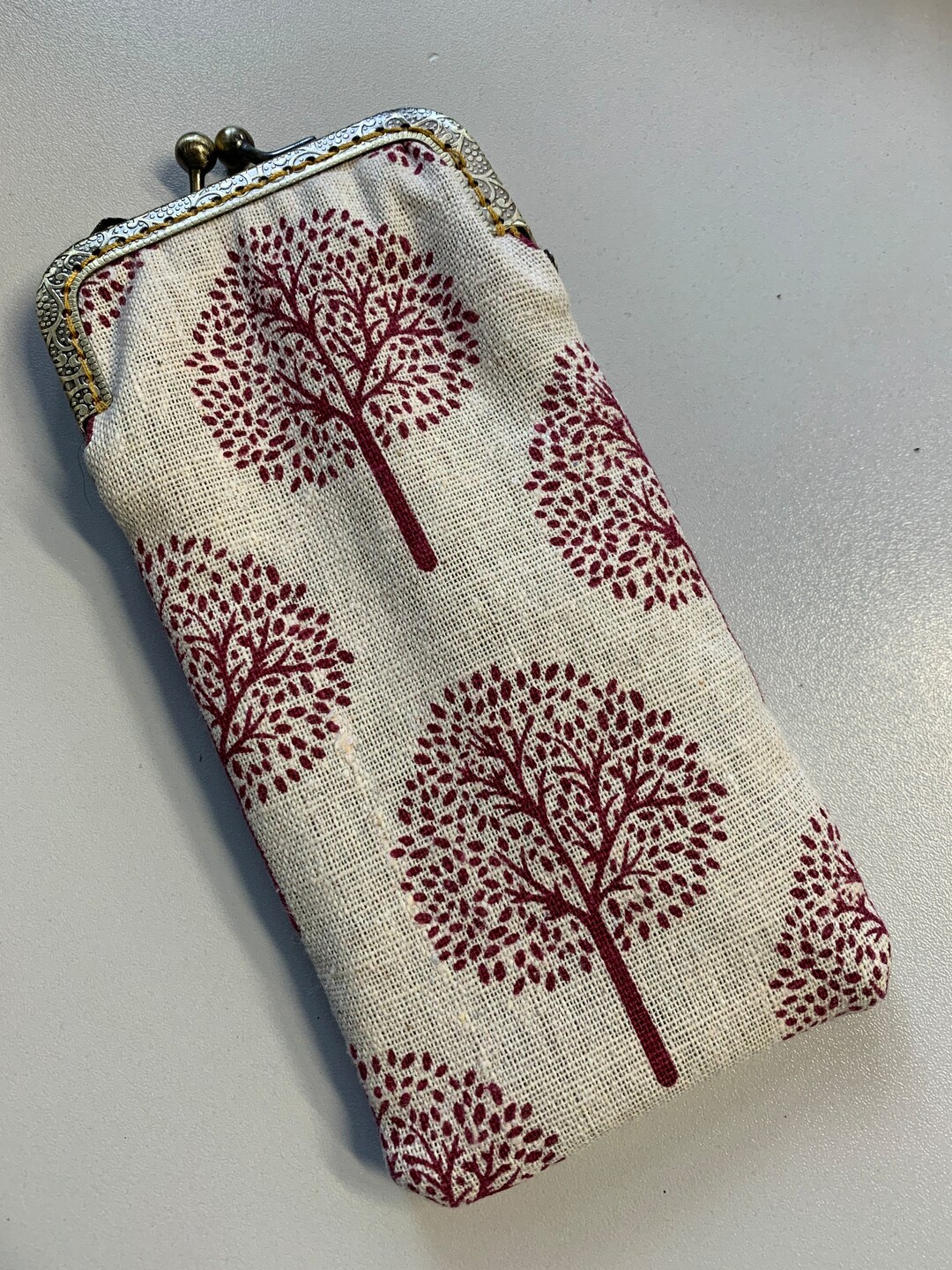 Beautiful Victorian Inspired Kiss Clasp Spectacle/glasses Case - Etsy