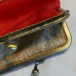 Beautiful Victorian Inspired Kiss Clasp Card/cash Purse - Etsy