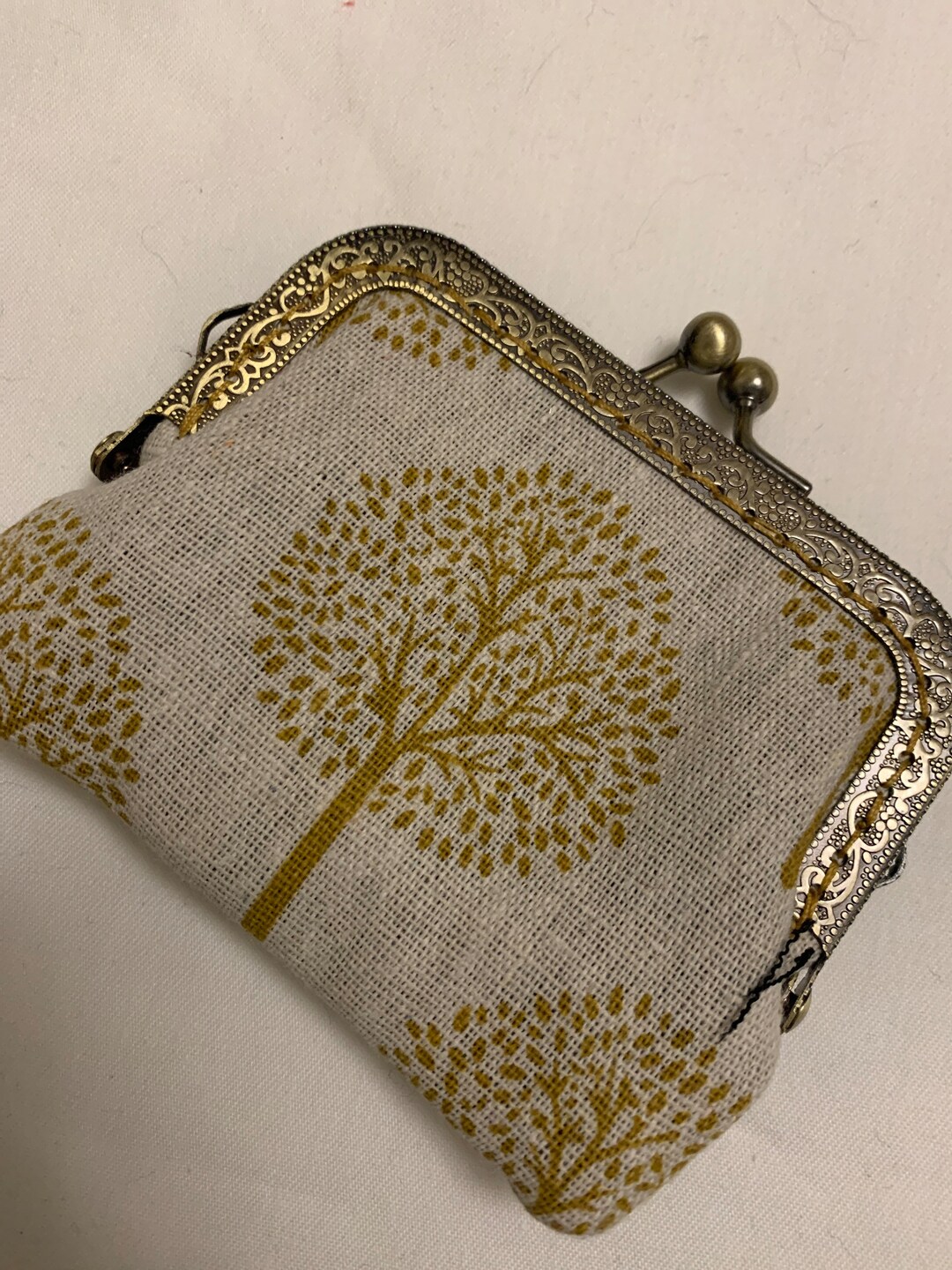 Beautiful Victorian Inspired Kiss Clasp Credit Card/cash Purse - Etsy