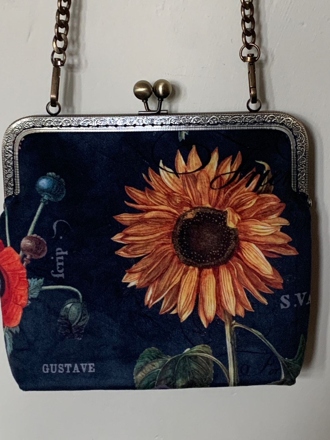 Beautiful Victorian Inspired Kiss Clasp Bag in Printed Velvet - Etsy