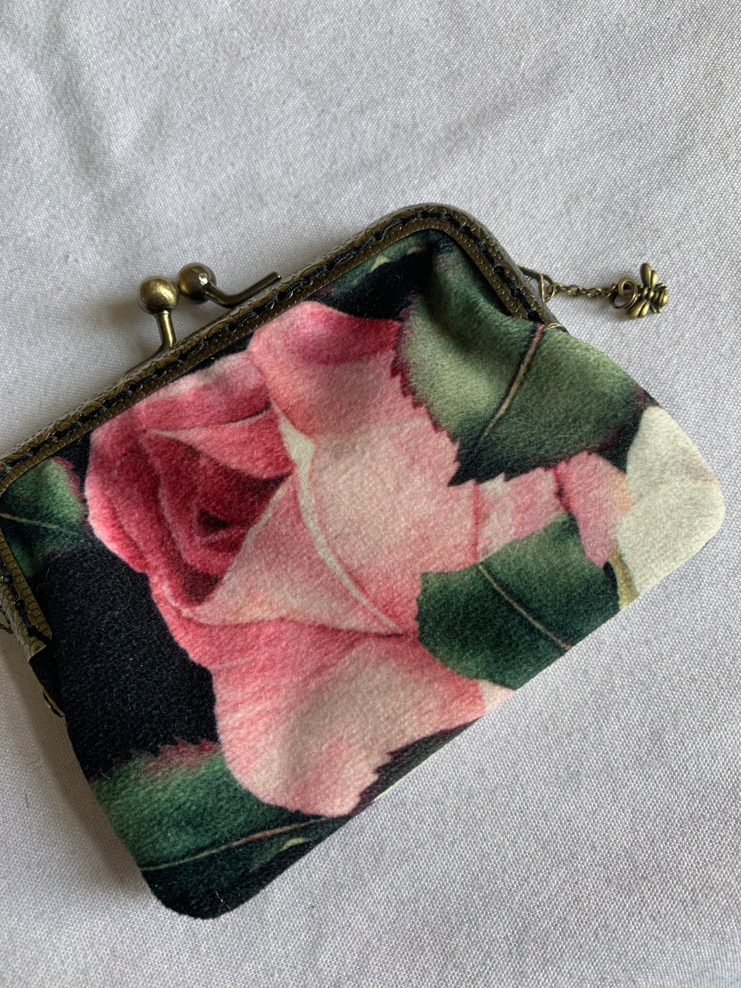Beautiful Victorian Inspired Kiss Clasp Card/cash Purse - Etsy