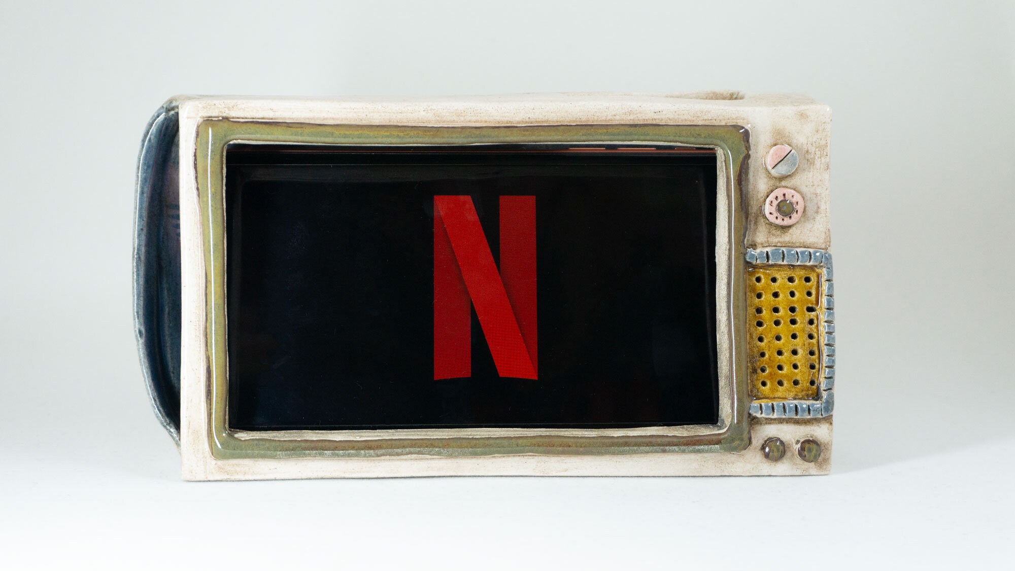 Ceramic Handmade TV Phone Stand,handpainted Vintage Television Phone ...