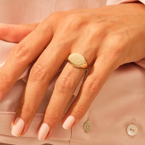 14k & 18k Solid Gold Engraved Oval Signet Ring / Gold Oval Shape Pinky Ring / Yellow, Rose ...