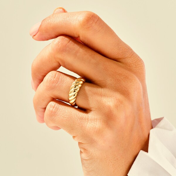 Bold Gold Ring - Etsy