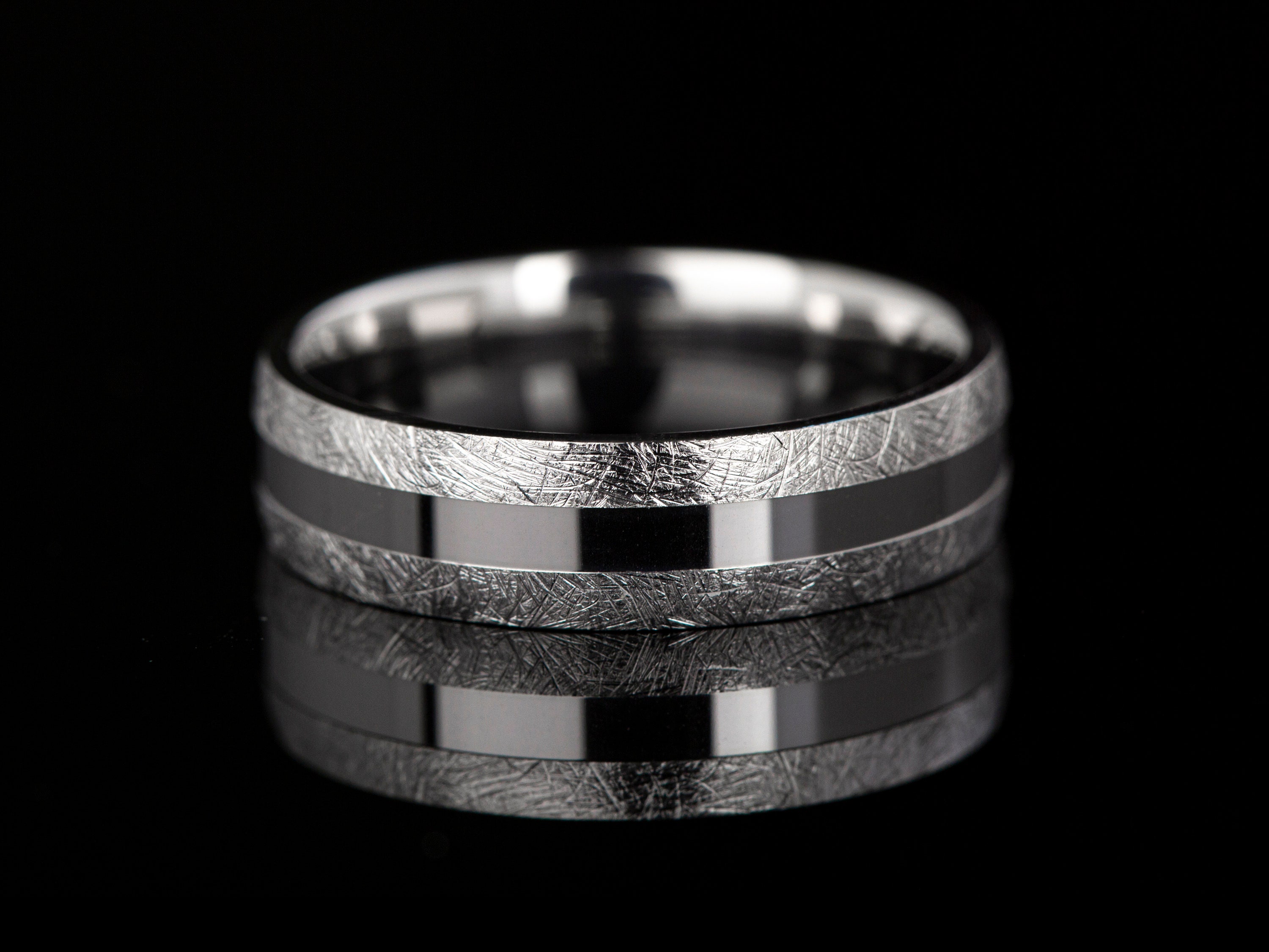 Men's Wedding Band / Solid Gold Man Ring / Modern Wedding - Etsy