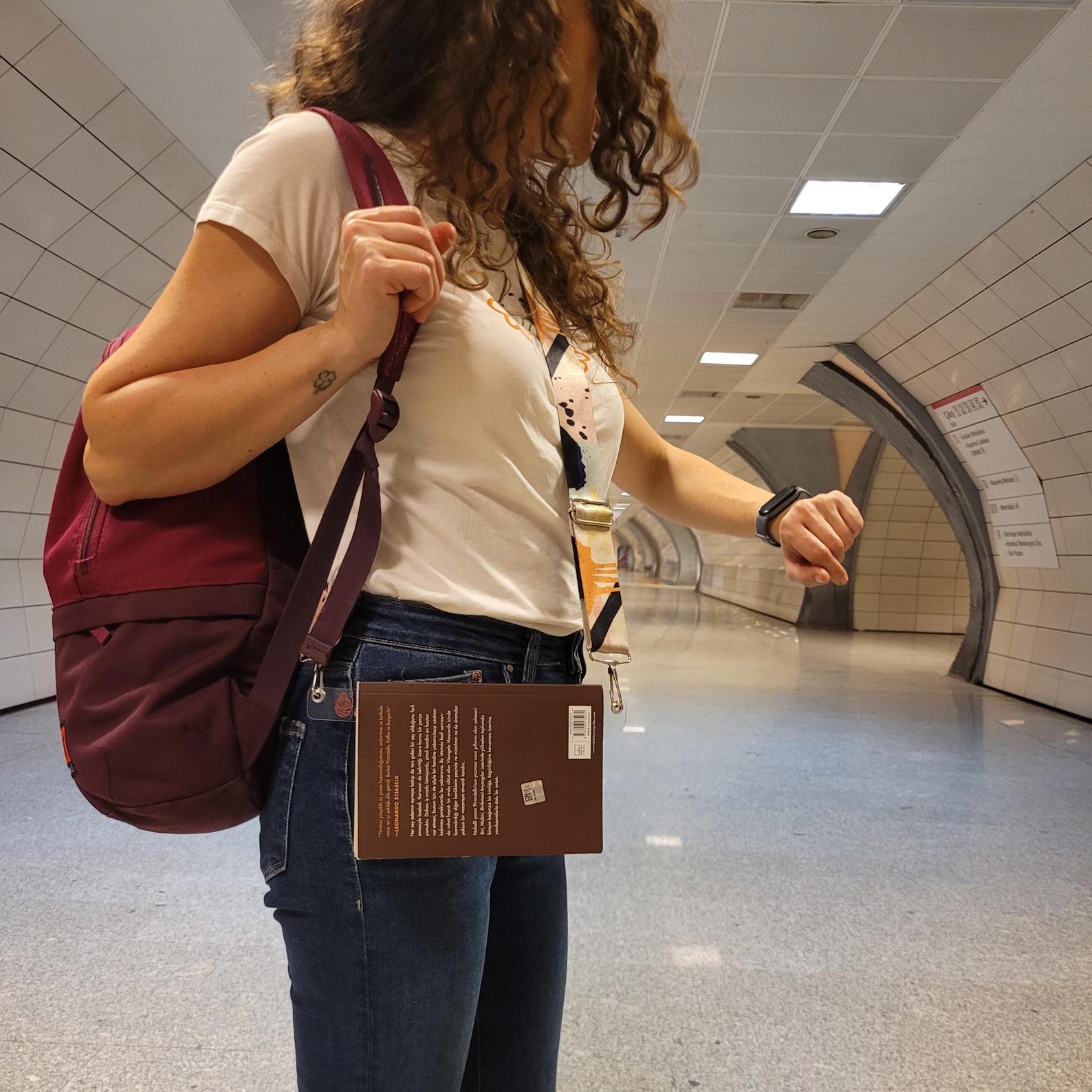 Bookstrap – the Most Stylish and Practical Way to Carry Your Book! - Etsy