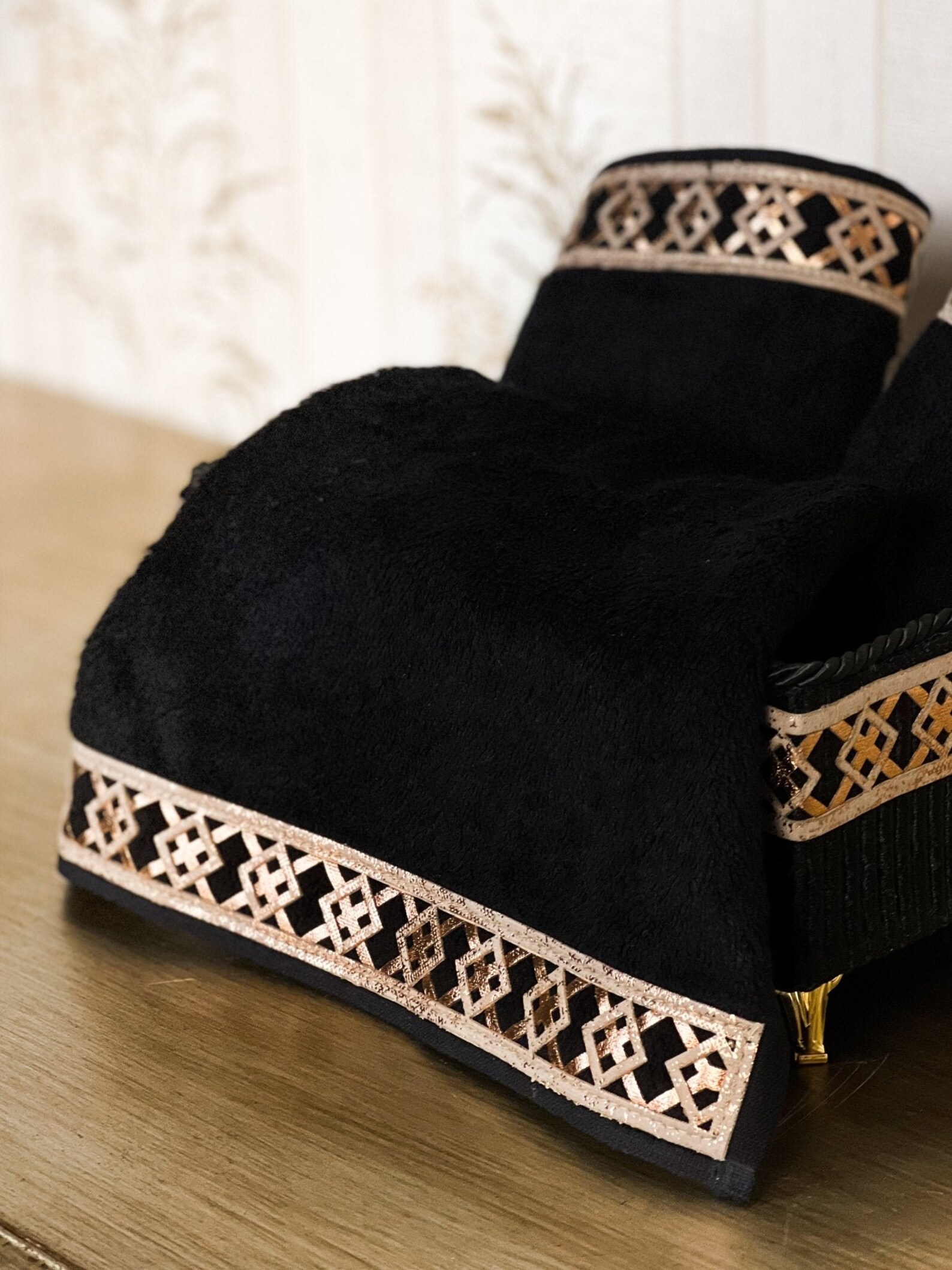 Tara Exclusive Towel Box Set Elegant Luxury Decorative | Etsy