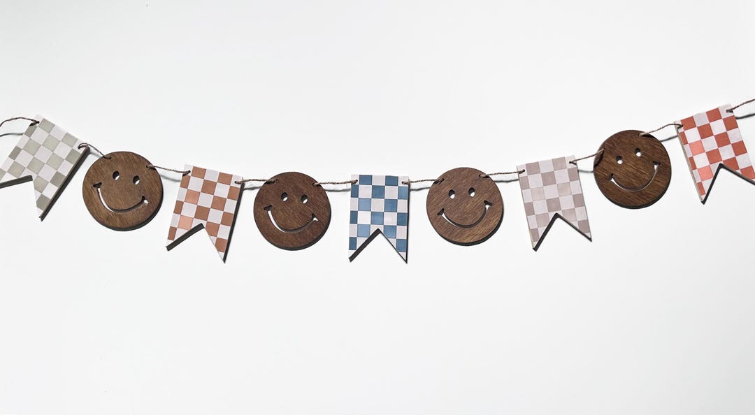 Wood Checkered Smiley Face Banner - Etsy