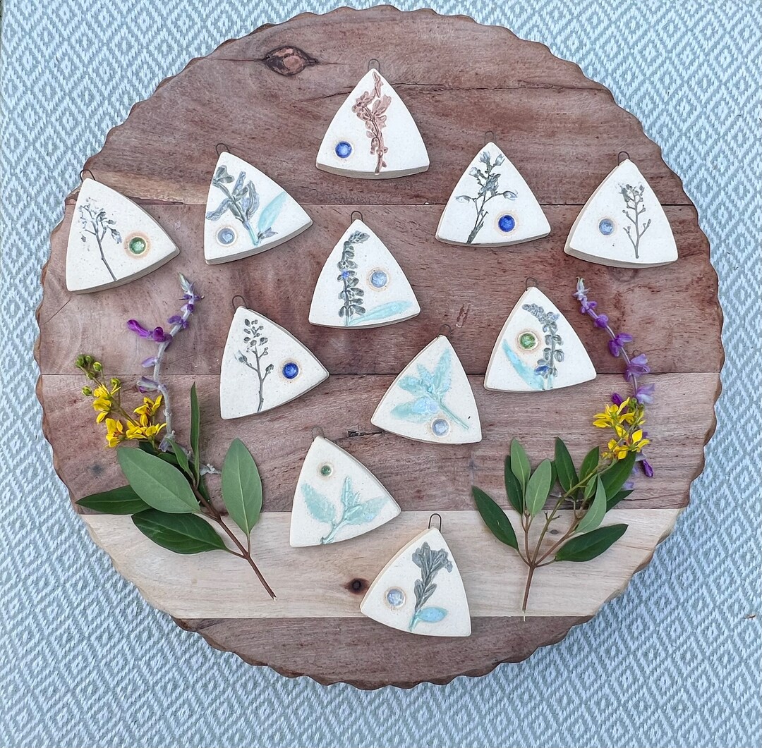 1 Mini Ceramic Butterfly Porous Puddler Puddle Bath Feeder Clay Natural ...