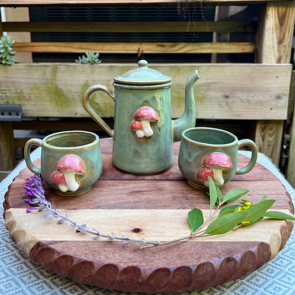 Cottage Tea Pot - Etsy