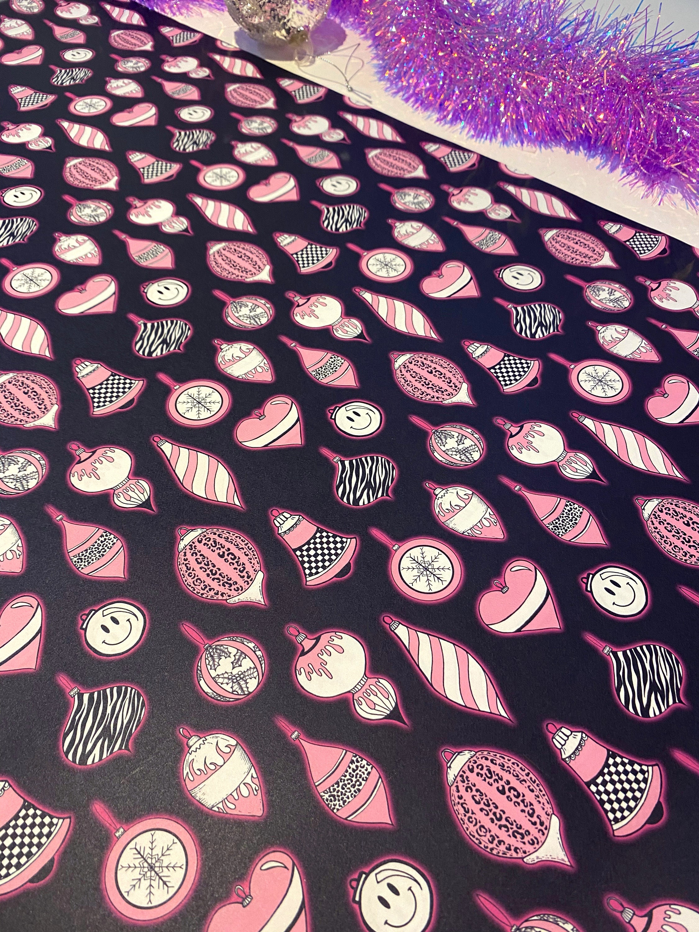 Skull Christmas Wrapping Paper - Punk Christmas Paper Gift Wrap ...