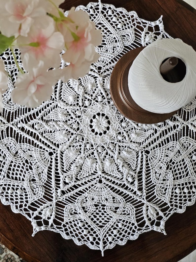 016 Instructions for the Doily "the Little Robber Girl" in EN, RU Incl ...