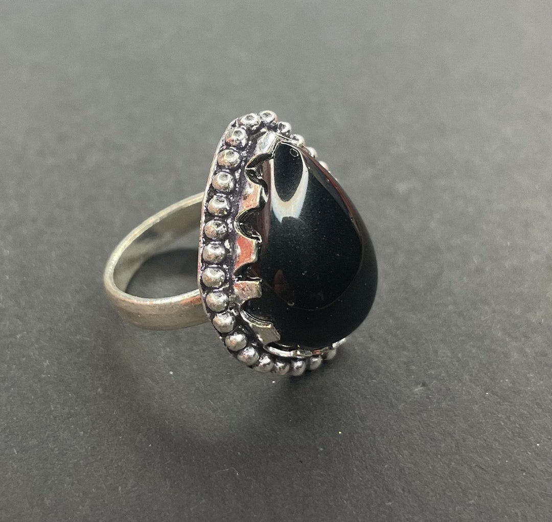 Eternal Sentinel: the Ring of Anubis - Safeguard Your Journey - Etsy