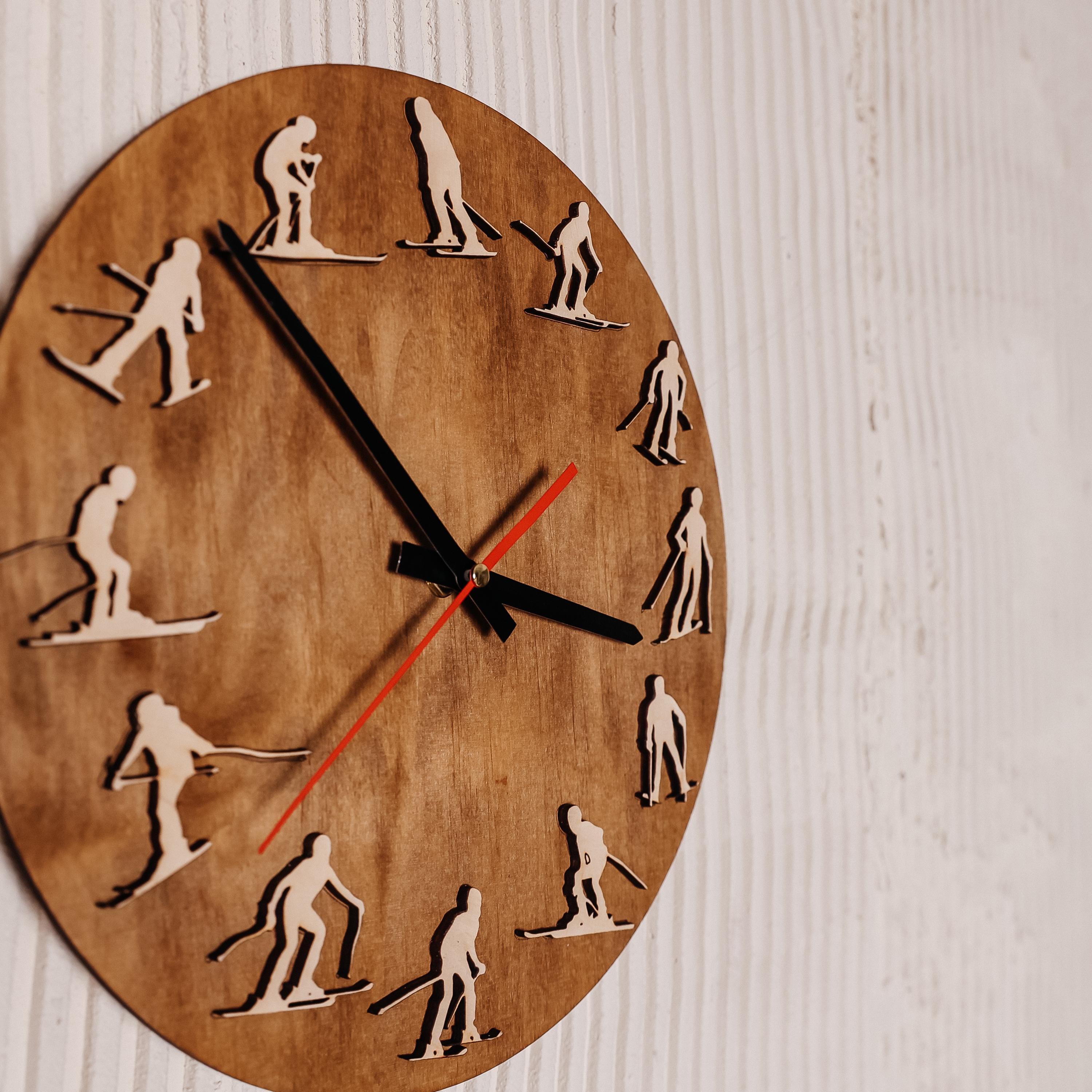 Ski Wood Clock, Ski Decor, Skier Wall Art Decor, Gift for Extreme ...