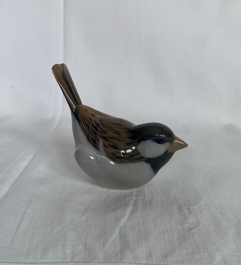 Royal Copenhagen Denmark. Antique Bird Figurine in Mint Condition. Hand ...