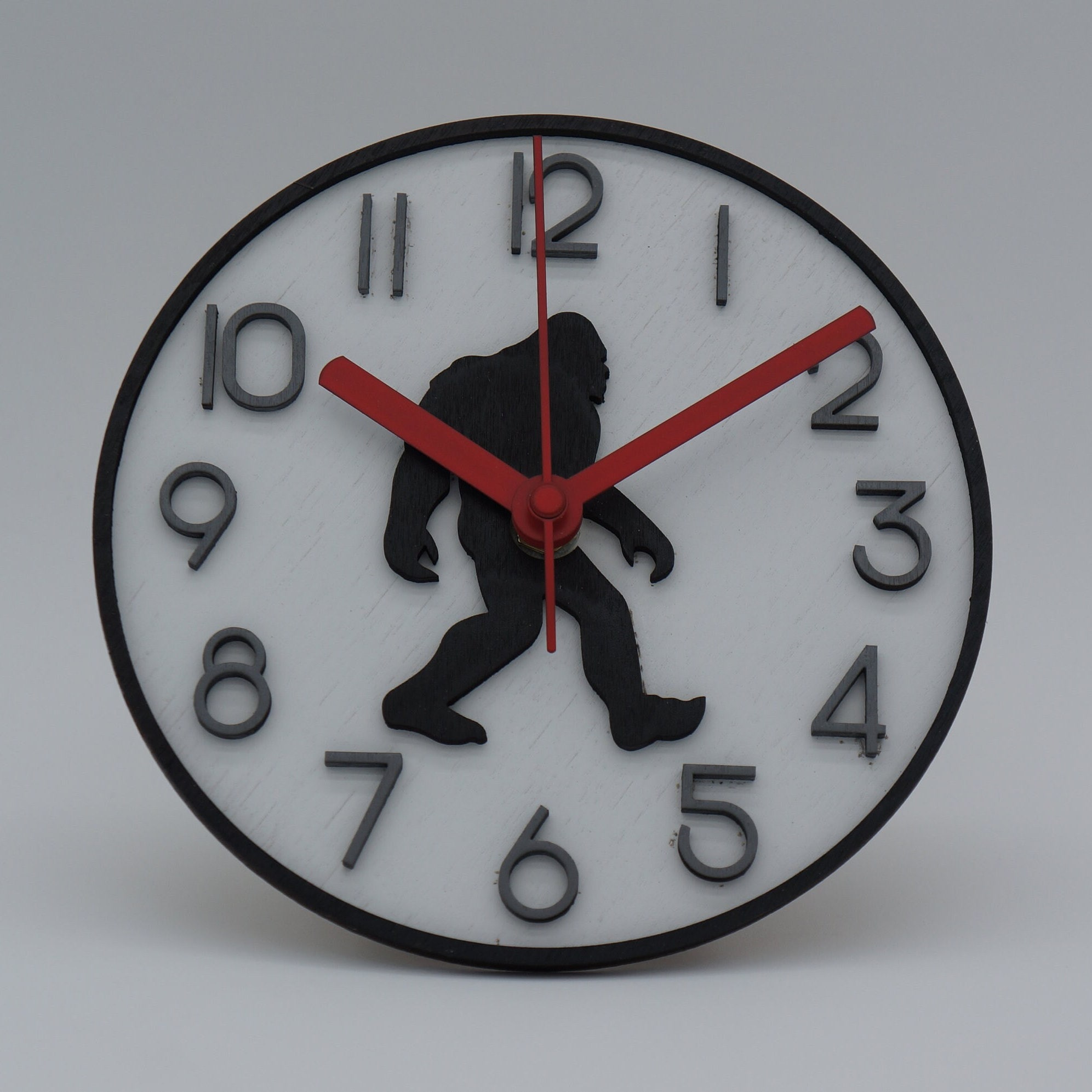 6 Sasquatch Bigfoot Countertop/desktop Clock - Etsy
