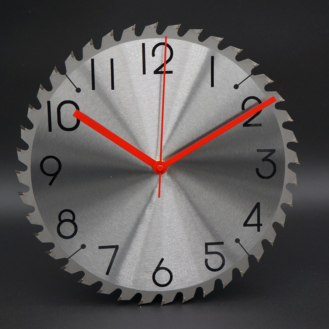Customizable Saw Blade Clock for Fathers Day - Etsy