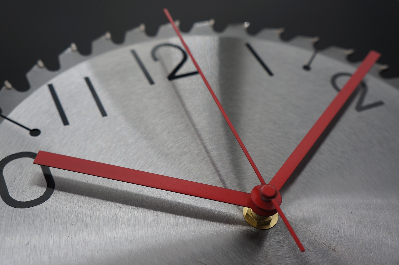 Customizable Saw Blade Clock for Fathers Day - Etsy