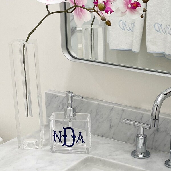 Personalized Soap Dispenser - Etsy