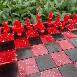 Red Epoxy Chess Set W Colourful Chessboard Resin Chess Pieces White ...