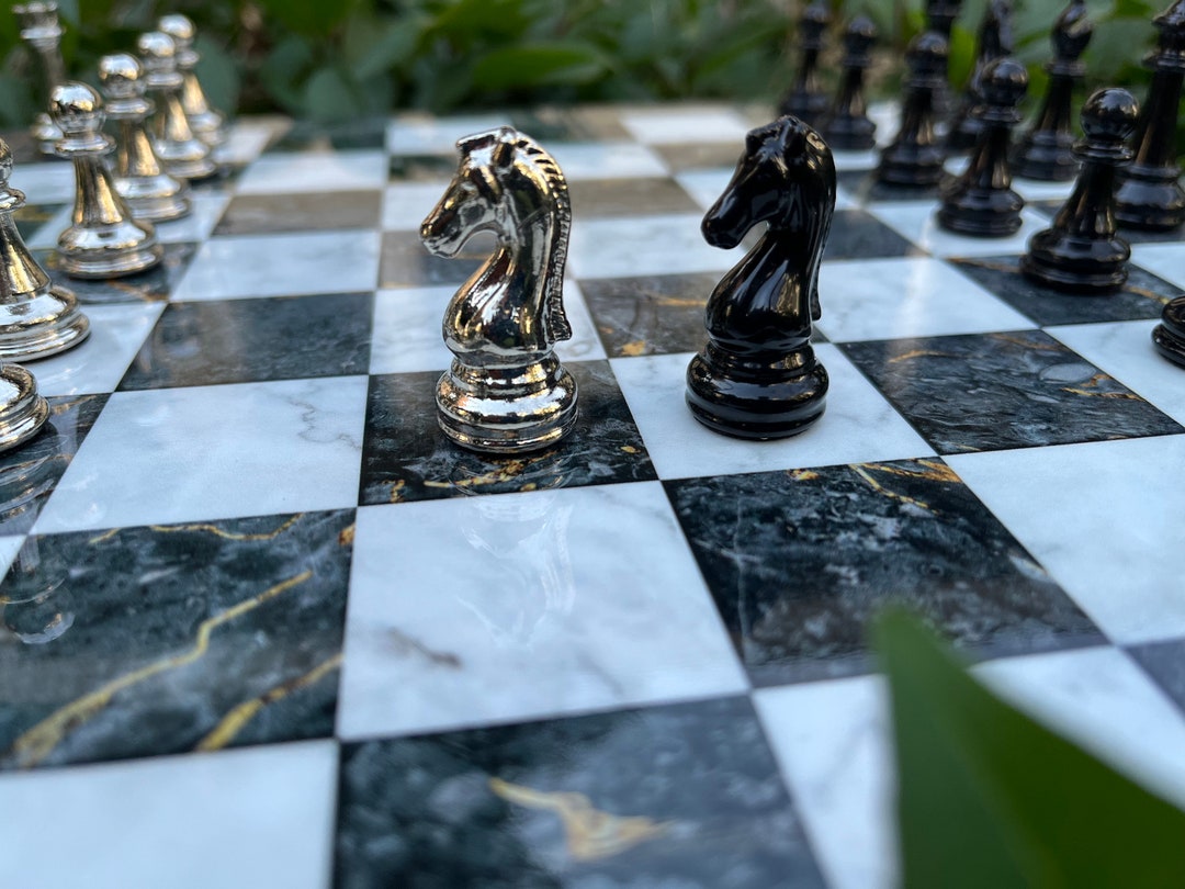 New Chess Set W\ Classic Chess Pieces - Metal Chess Set - Luxury Chess ...