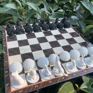 Wild Chess Set W/ Animal Chess Pieces - Owl Figure - Wolf Chess Set ...