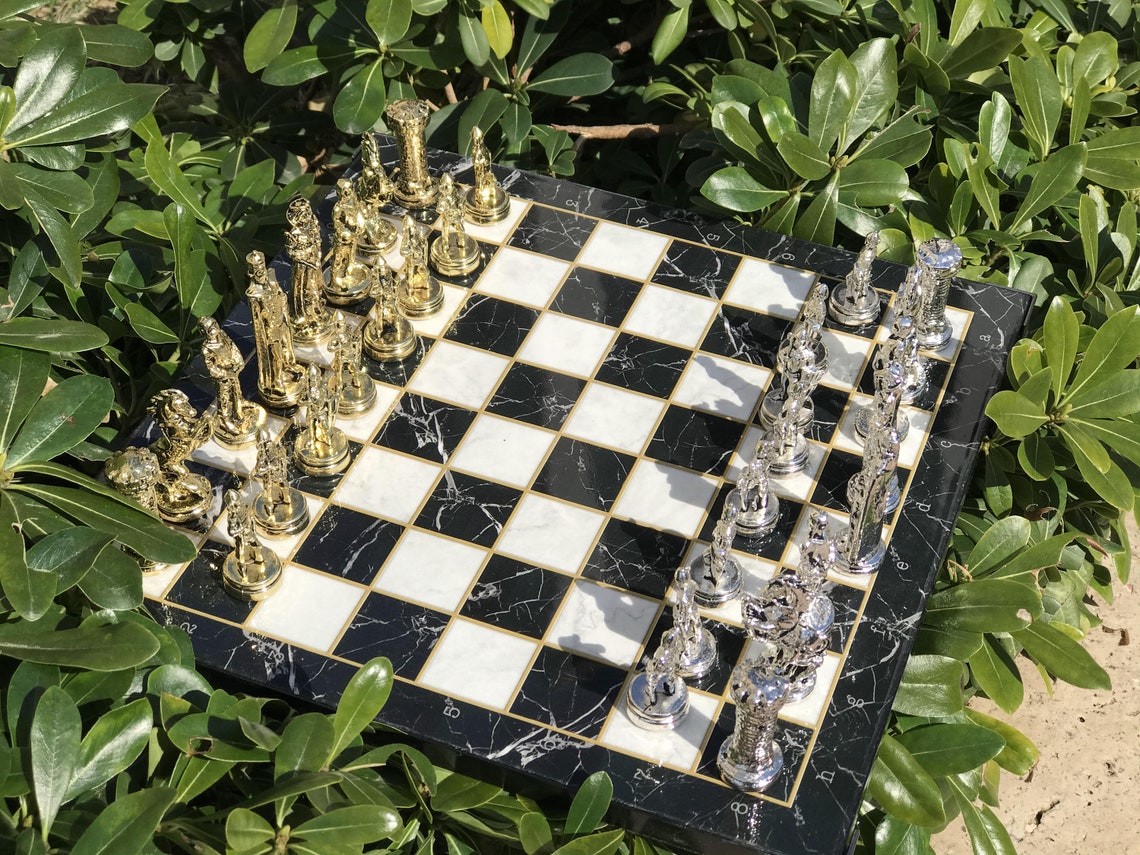 Spanish Chess Set w/ Board Historical Figures Marble | Etsy