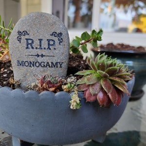 RIP Monogamy Headstone - Polyamory Garden Ornament - Etsy