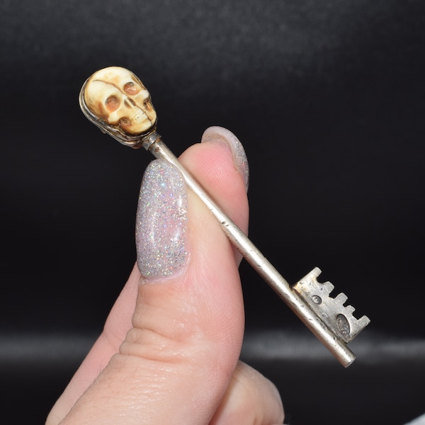 Skeleton Key Art - Etsy