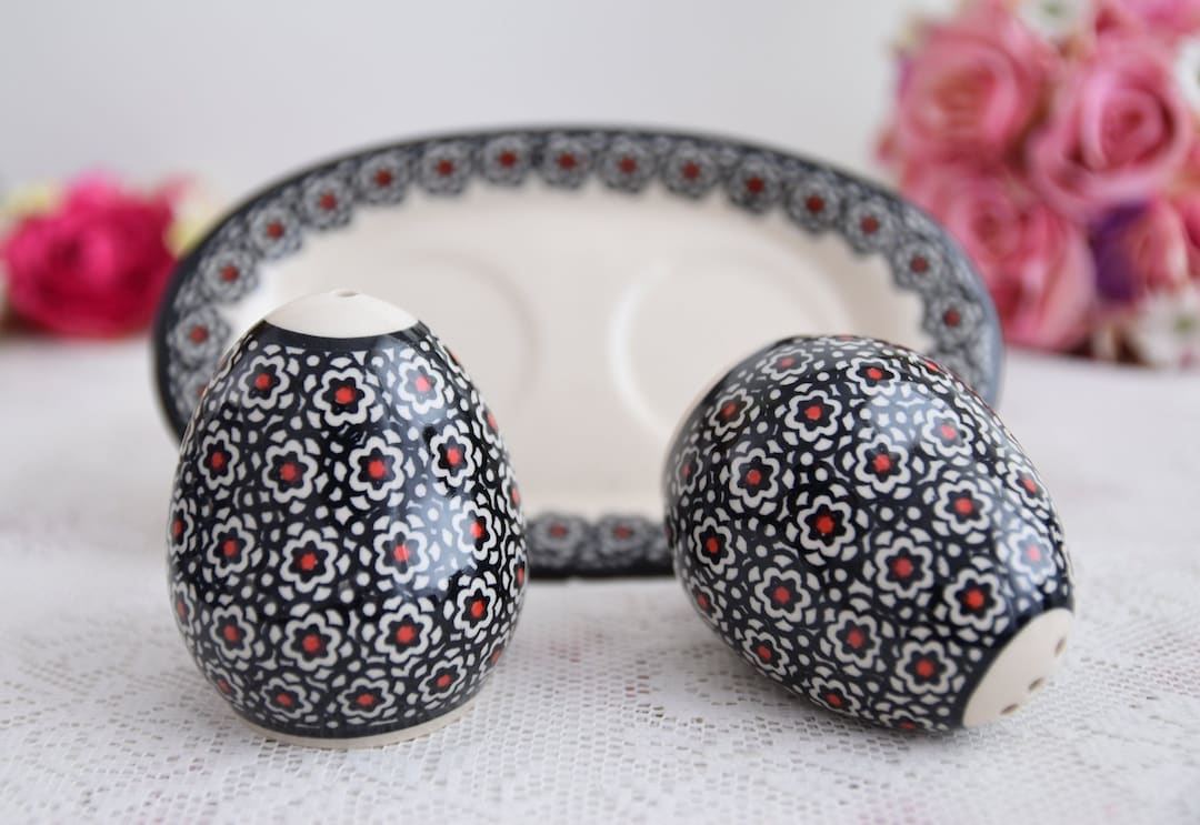 Handmade Salt and Pepper Shakers Polish Pottery With Tray Hand Painted ...