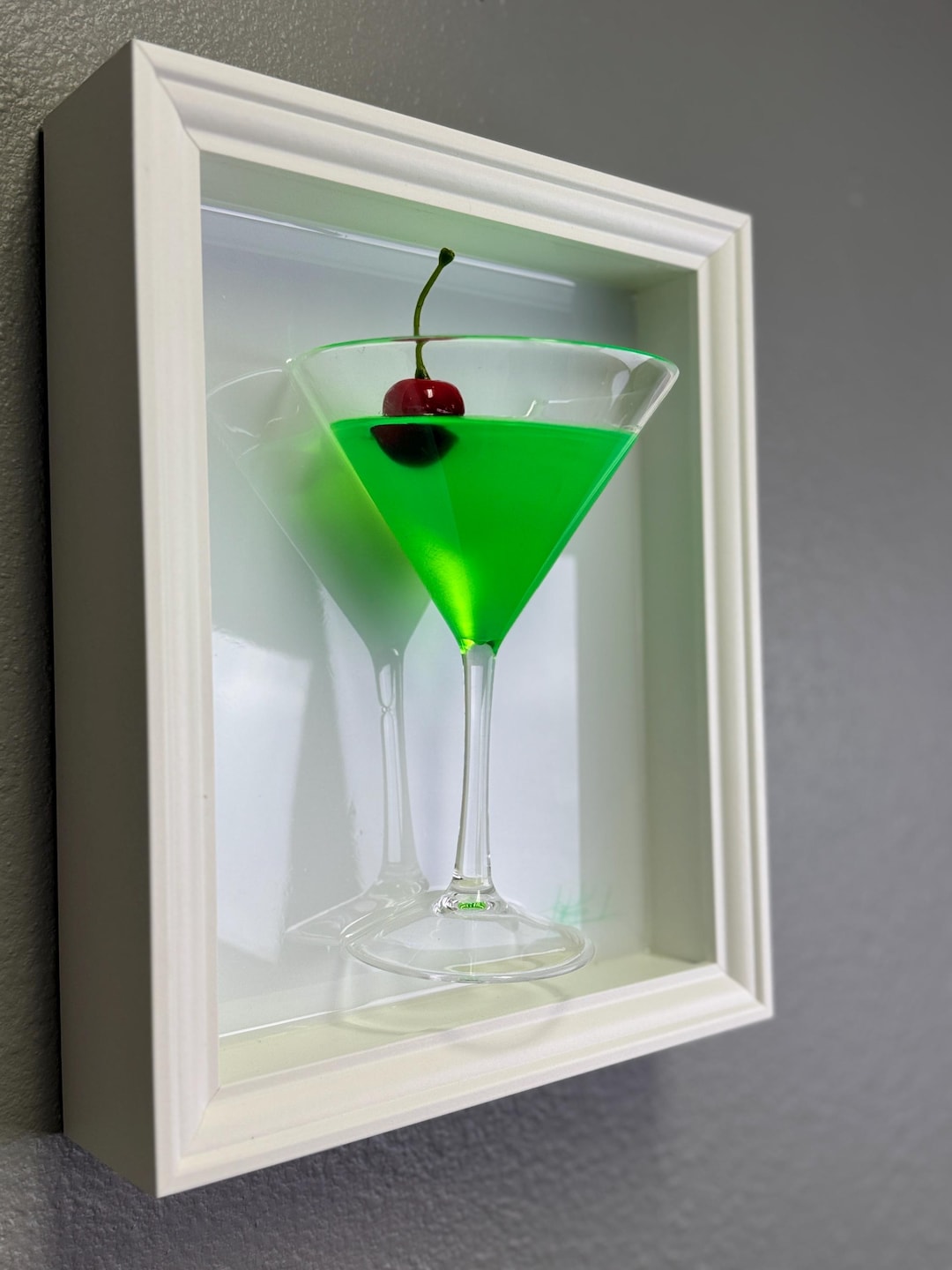 FAKE RESIN Neon Green Apple Martini, Resin Cocktail, Cocktail Prop ...