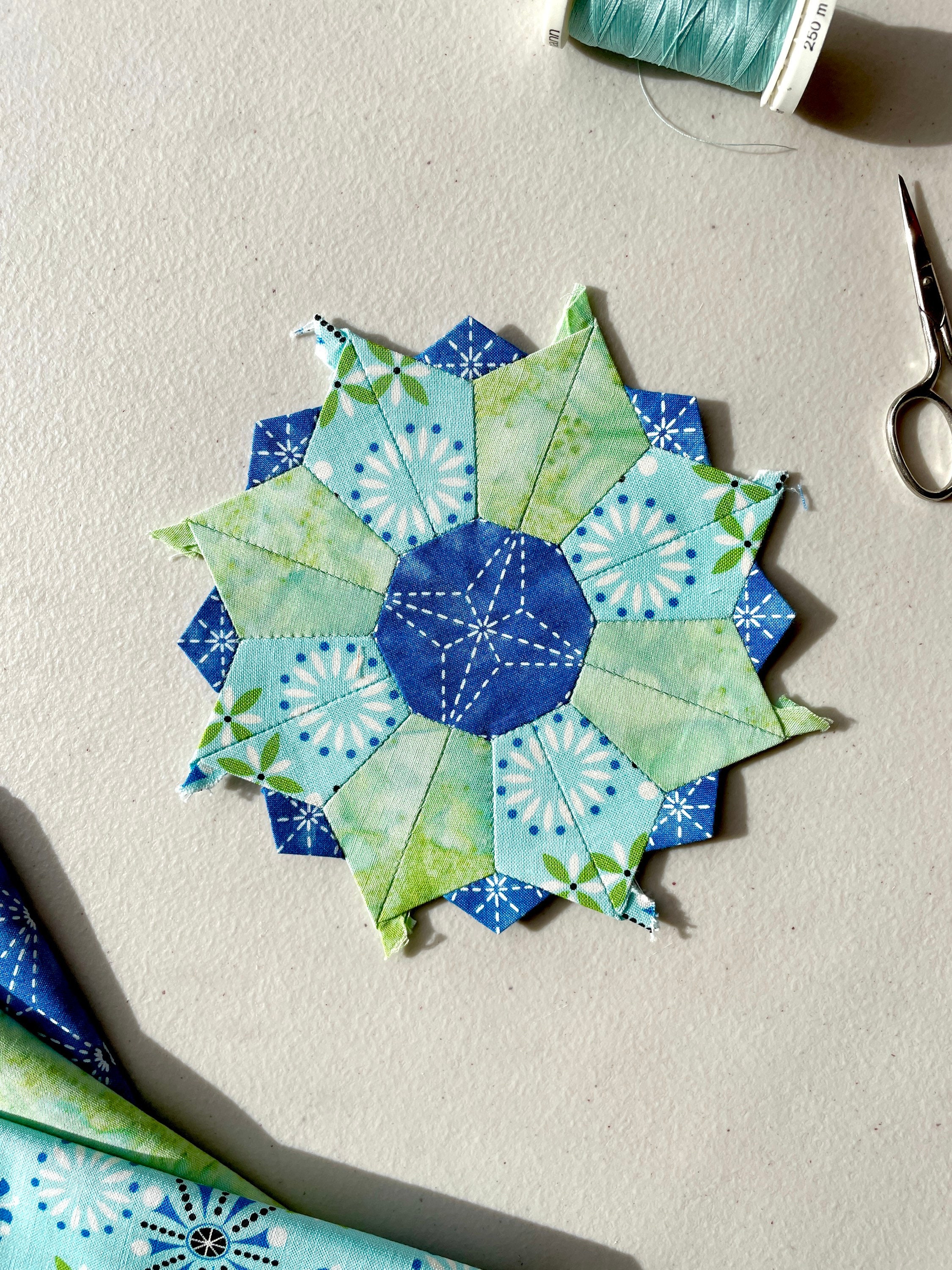 Large Flower #3 - Flowers & Butterflies EPP Skill-building Series ...