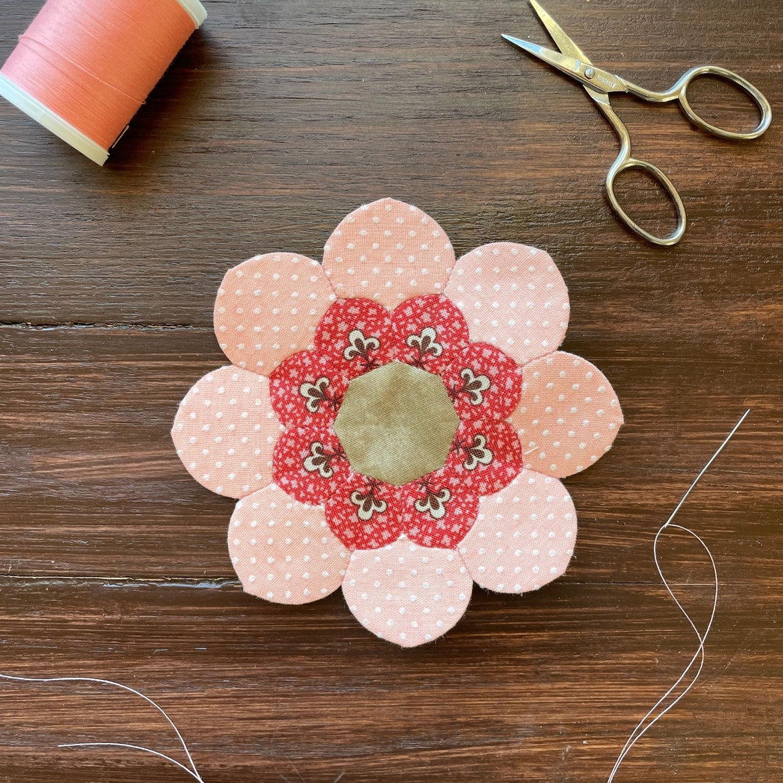 Small Flower 4 of Flowers & Butterflies EPP Skill-building Series ...