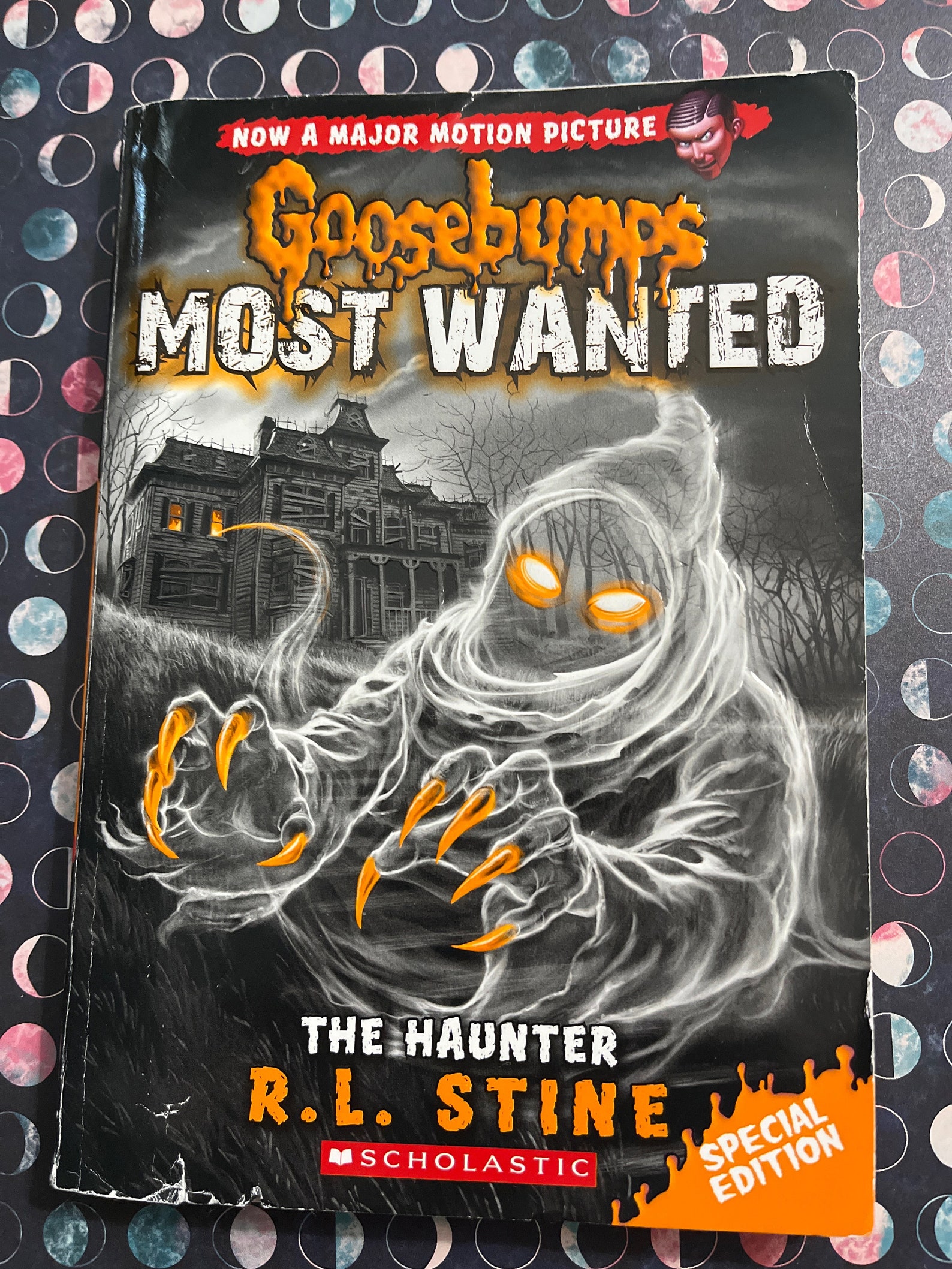Goosebumps Horrorland When the Ghost Dog Howls - Etsy