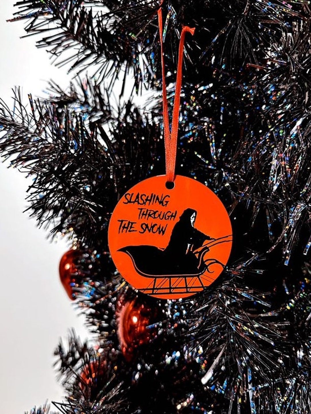 Slashing Through the Snow Ghostface Scream Horror Christmas Ornament ...