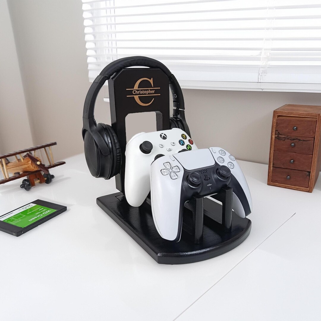Personalized Controller Holder and Headphone Stand, Valentines Day Gift ...