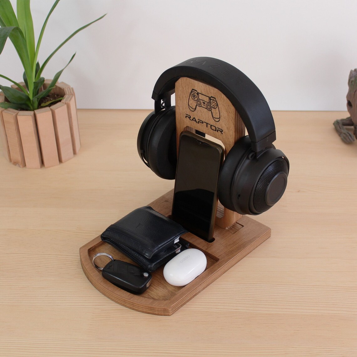 Personalized Gamer Controller & Headphone Stand With Phone Holder ...