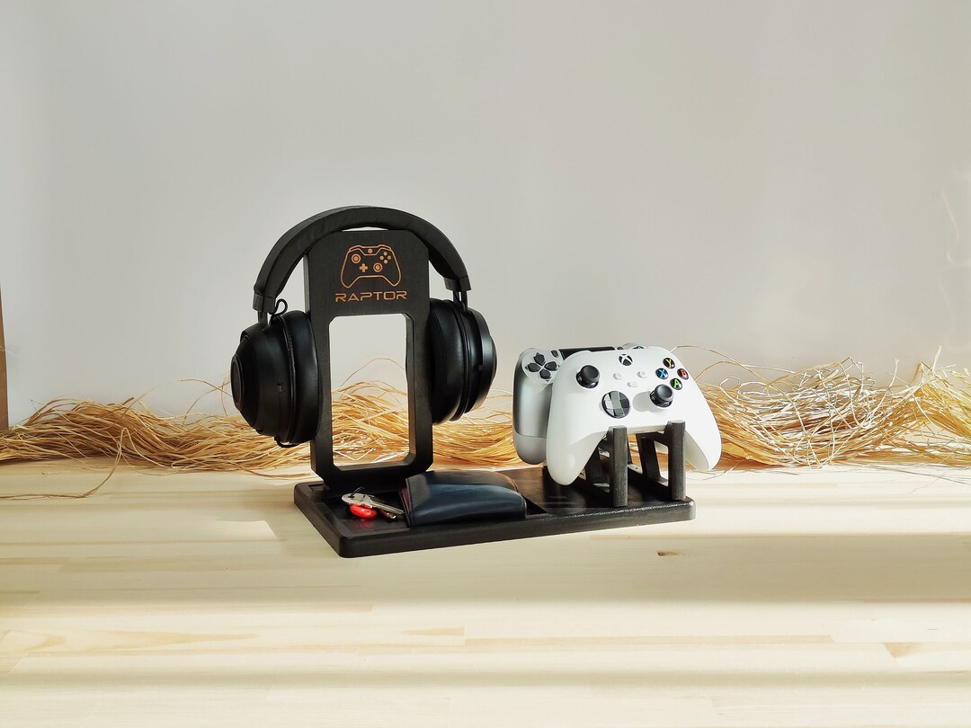 Personalized Gamer Headphone and Controller Stand, Boyfriend Gift ...