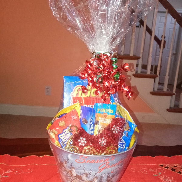 Holiday Snack Basket - Etsy