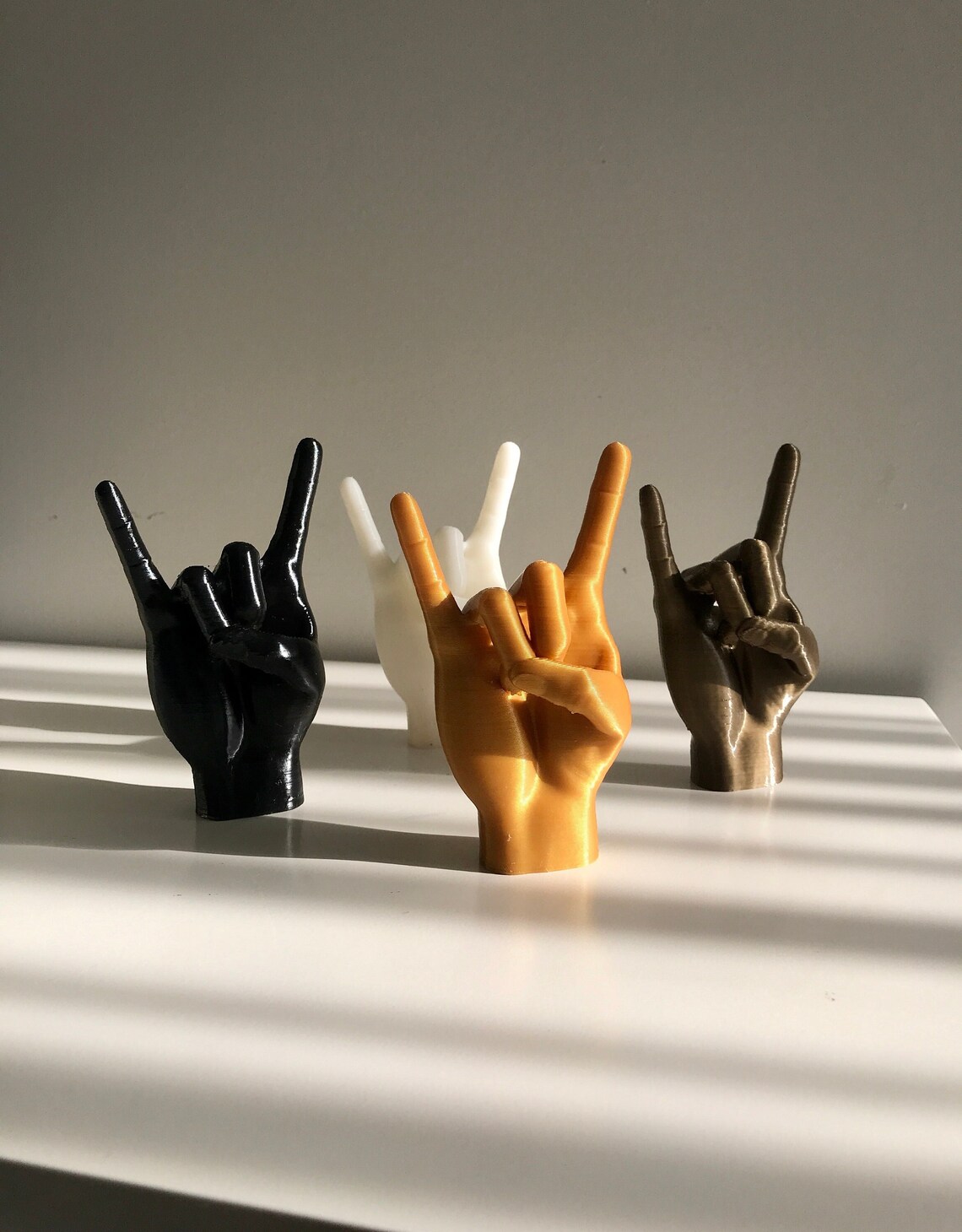 Metal Hand, Rock Hand Sign, Hand Sculpture, Rock On, Devil Horns ...