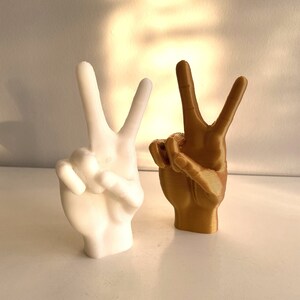 Peace Hand Sign, Victory Hand Statue, Hand Sculpture, 3D Printed ...
