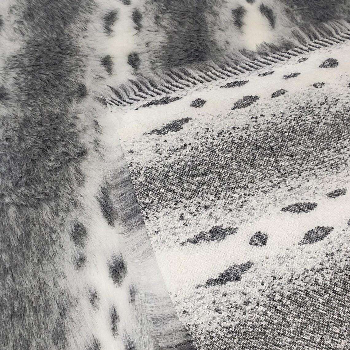 Black & White Lynx Faux Fur Fabric - 25mm Pile, 60" Wide - Etsy