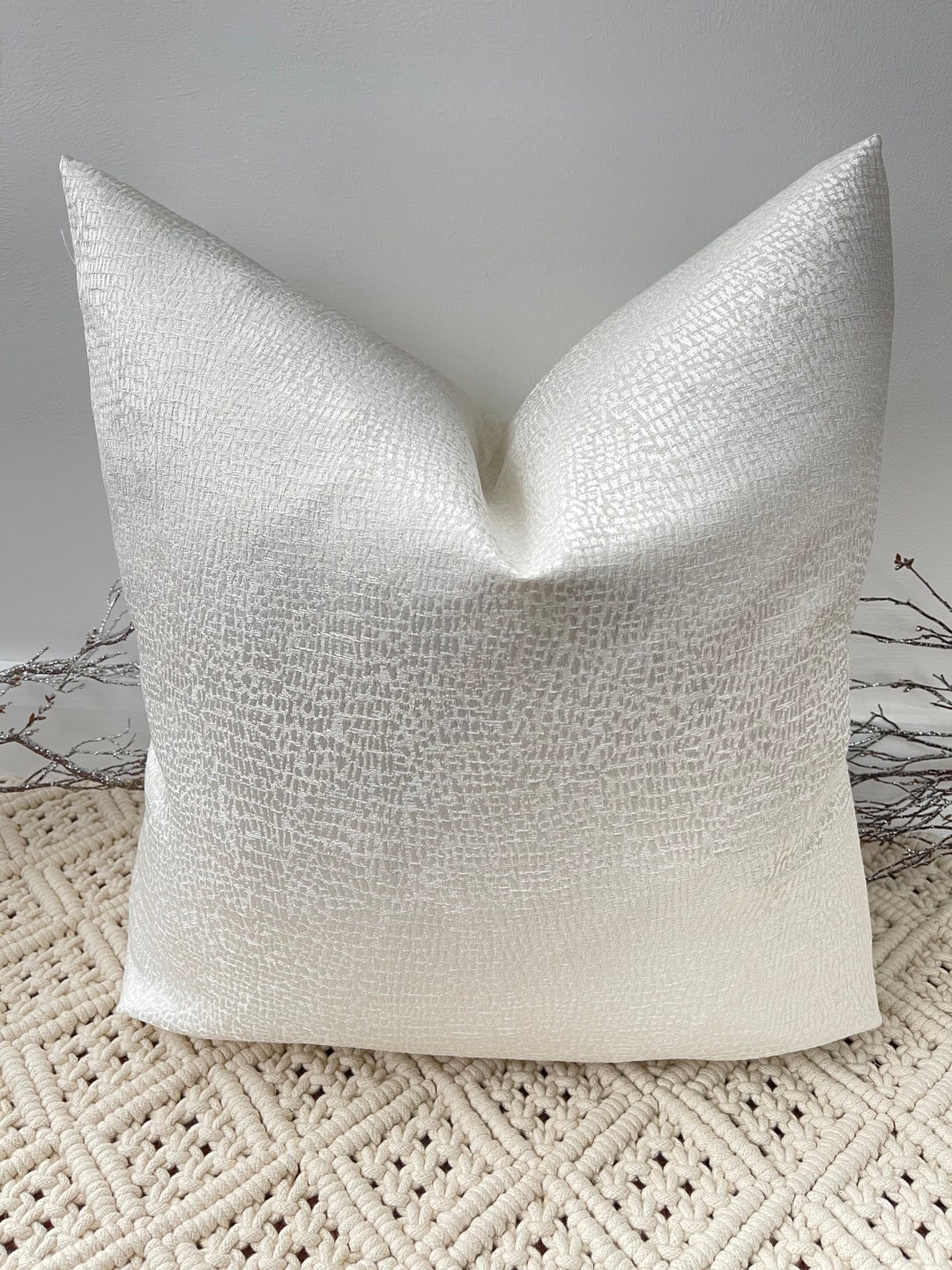 Luxury Ivory Patterned Sheen Cushion Pillow Cover for Sofa Bed Throw ...