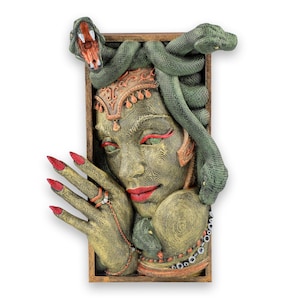 Medusa Book Nook, Tabletop Fantasy Role-playing Props, Unique ...